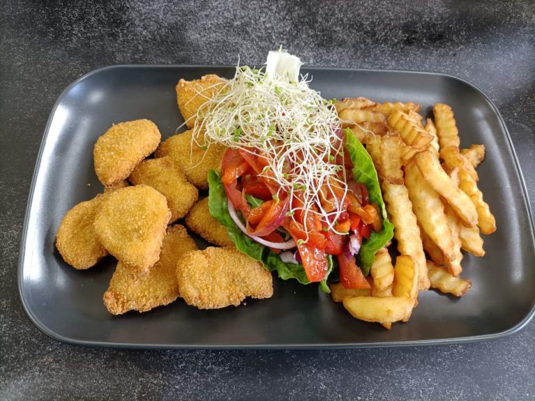 Nuggetsy z kurczaka w panierce w wersji halal - Aves Polski Producent ...